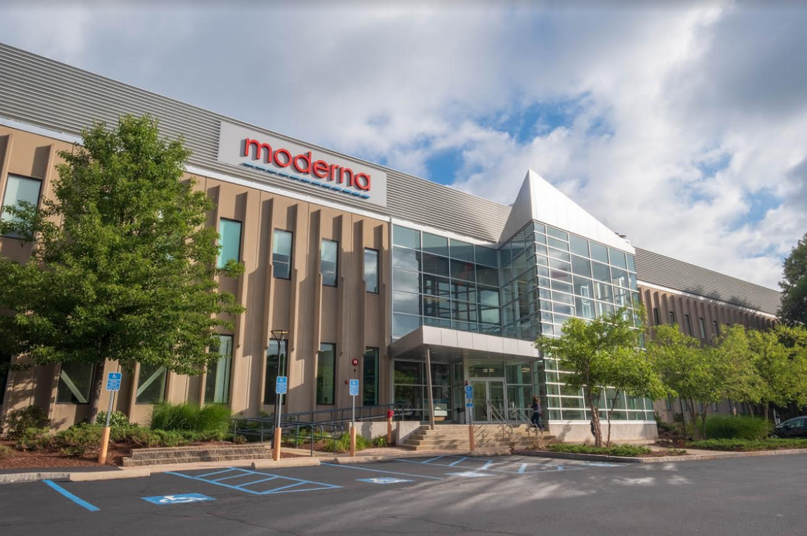 Moderna Vaccine Set For United States FDA Approval After Endorsement By ...